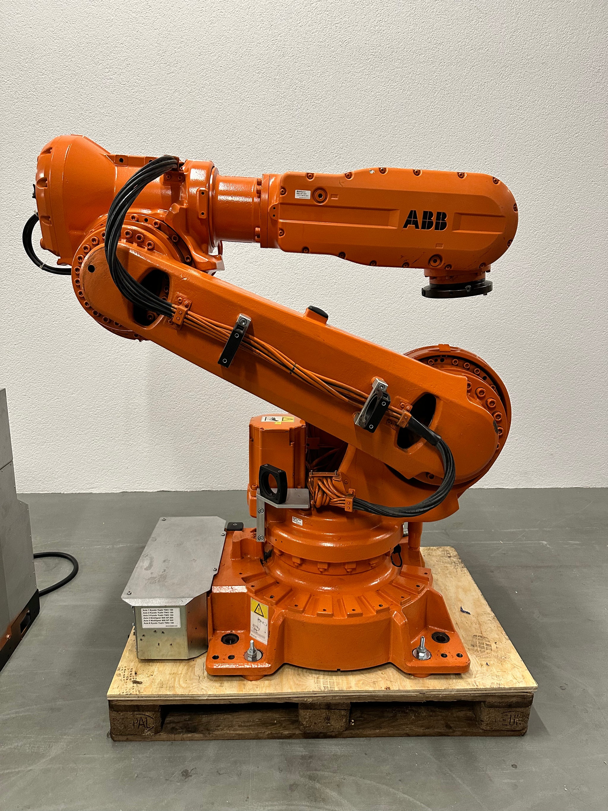 ABB IRB6620-150/2.2 M2004 IRC5 - KLEMA Maschinenhandel