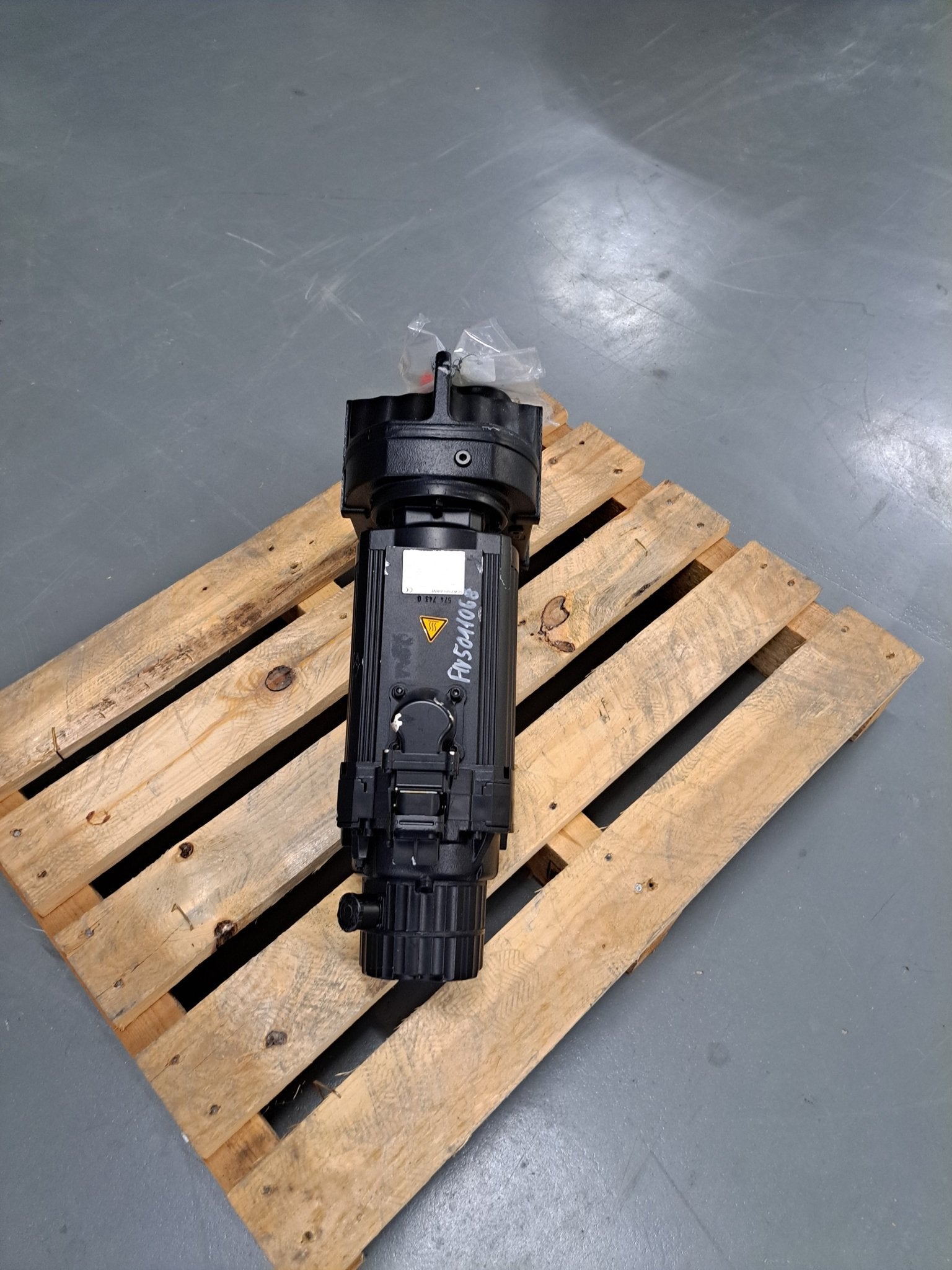 SEW Eurodrive Servo-Getriebemotor FA47B CM90S/BR/TF/AS1H/SB50 - KLEMA Maschinenhandel