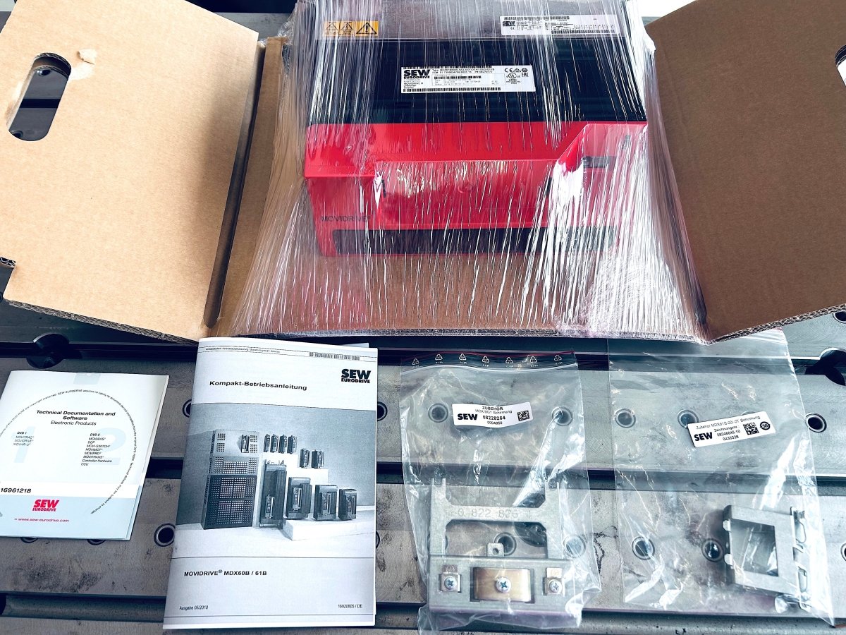 Movidrive MDX61 B drive/frequency converter control head center unit