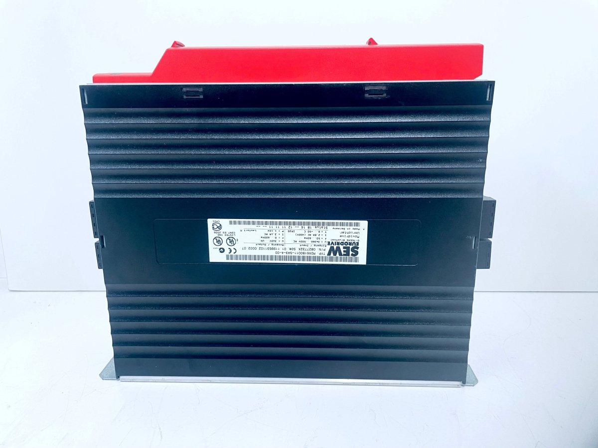 SEW Eurodrive MDX61B0011-5A3-4-00 Movidrive Umrichter mit BW090-P52B