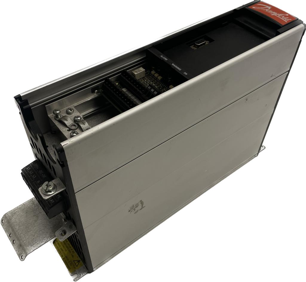 Danfoss VLT5003PT5B20STR3DLF00A00C0 - KLEMA Maschinenhandel