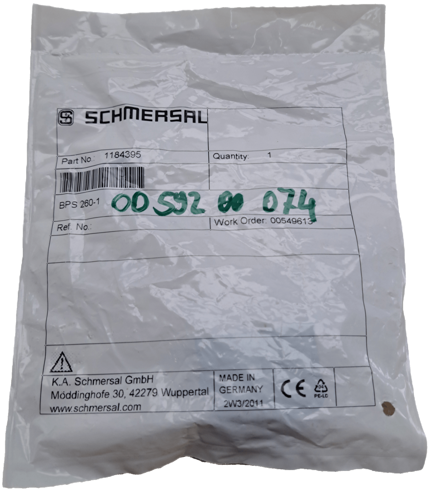 Schmersal Betätiger und Sensor auf einer Befestigungsebene 1184395 ...